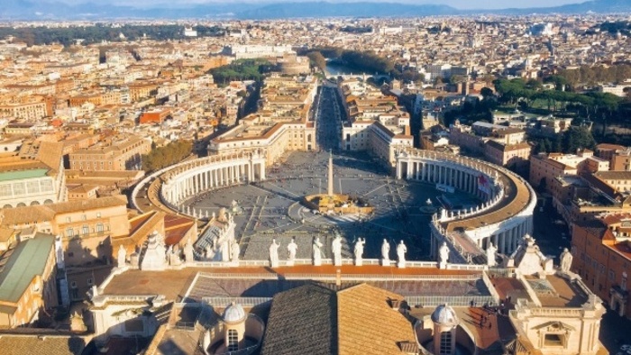 Ocupando alto cargo no Vaticano, arcebispo brasileiro pode ser peça ...