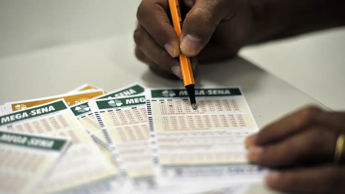 Mega-Sena sorteia prêmio de R$ 60 milhões nesta quinta-feira; veja como ...