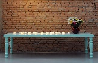 Paredes ganham efeito através da exposição de estruturas