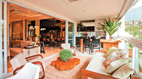 Veja dicas para ter uma varanda estilosa e aconchegante