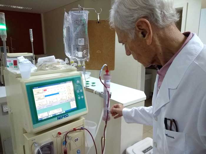 Conheça a hemodiálise, tratamento que dá sobrevida para mais de 120 mil ...