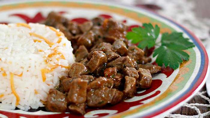 Picadinho de filé mignon é a receita mais fácil do mundo