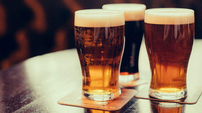 Dia mundial da cerveja: conheça mais sobre essa bebida