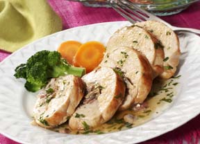 Frango a rolê com espinafre e ricota é saboroso e vai agradar a família!