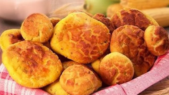 Broa de fubá super fácil e prática!